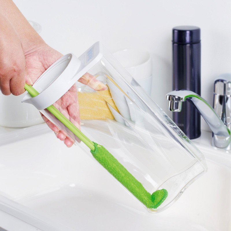 How to clean bottom of Flasks by L Shaped Water Bottle Cleaner Brush